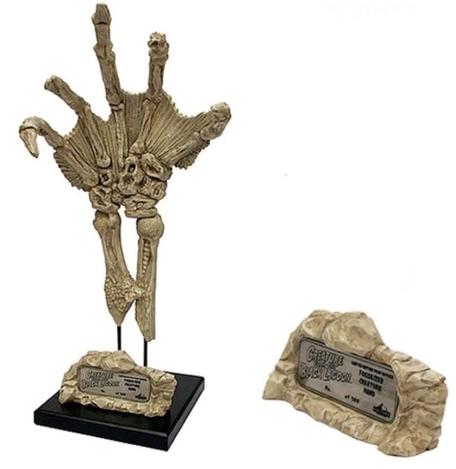 Universal Monsters 23" Fossilized Creature from The Black Lagoon Prop ...