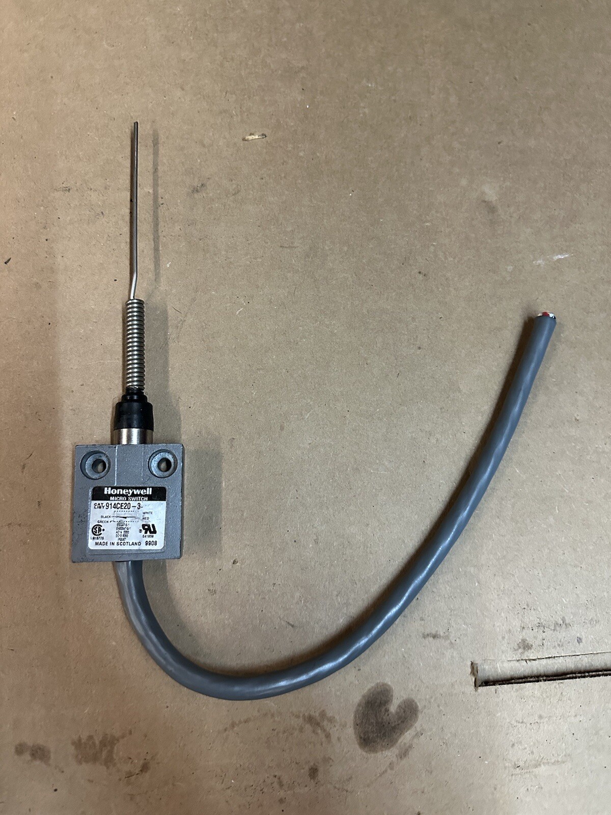 Honeywell 914ce20-3 Micro Limit Switch With 3 FT Cable for sale online ...