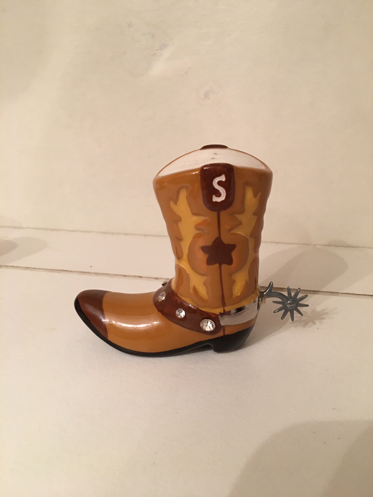 Western Cowboy Boots Salt & Pepper Shakers With Spurs And Bling New | eBay