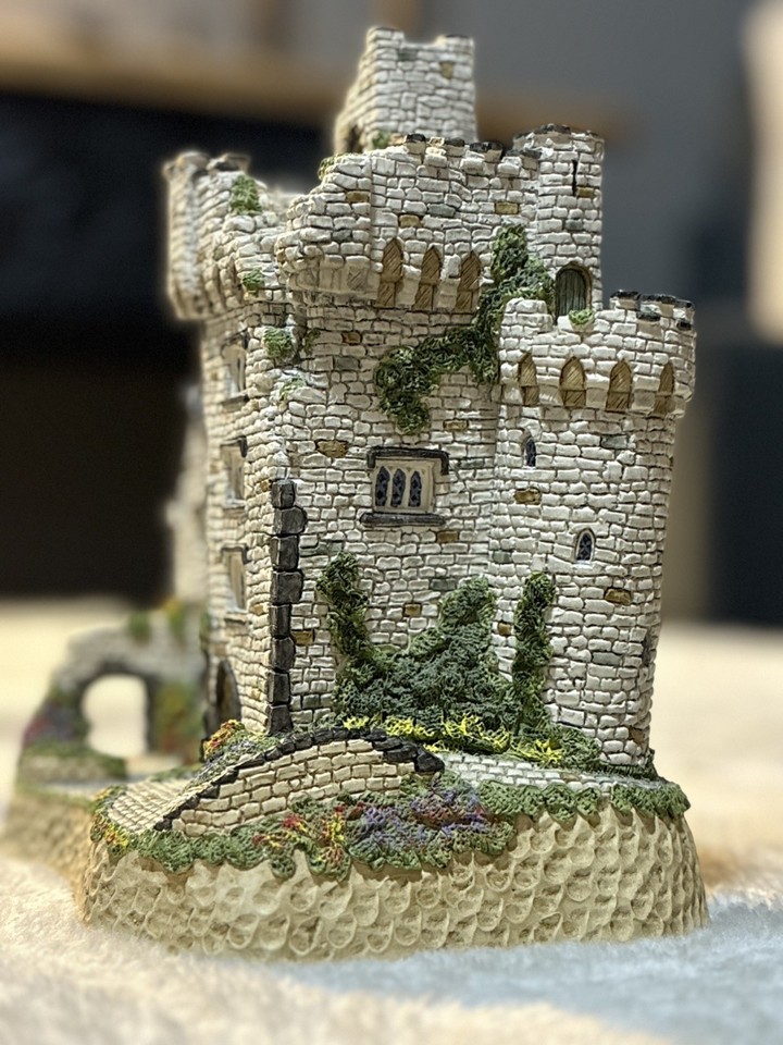 David Winter Cottages 1992 Irish Collection O'Donovan's Castle Box COA ...
