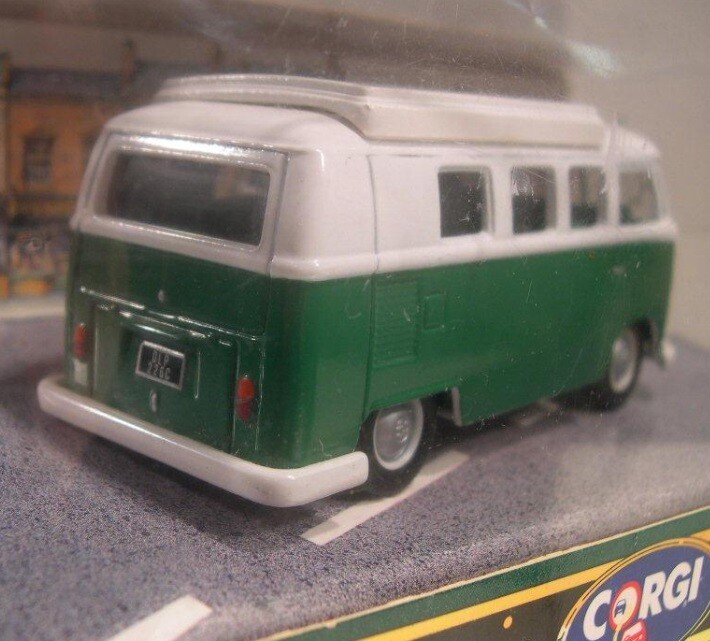 Corgi 97040 1/43 Classic Models Green & White VW Camper Die Cast | eBay