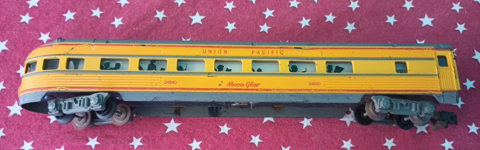 American Flyer S Gauge 1959 #24840 Union Pac. Observation Car Moon Glow ...