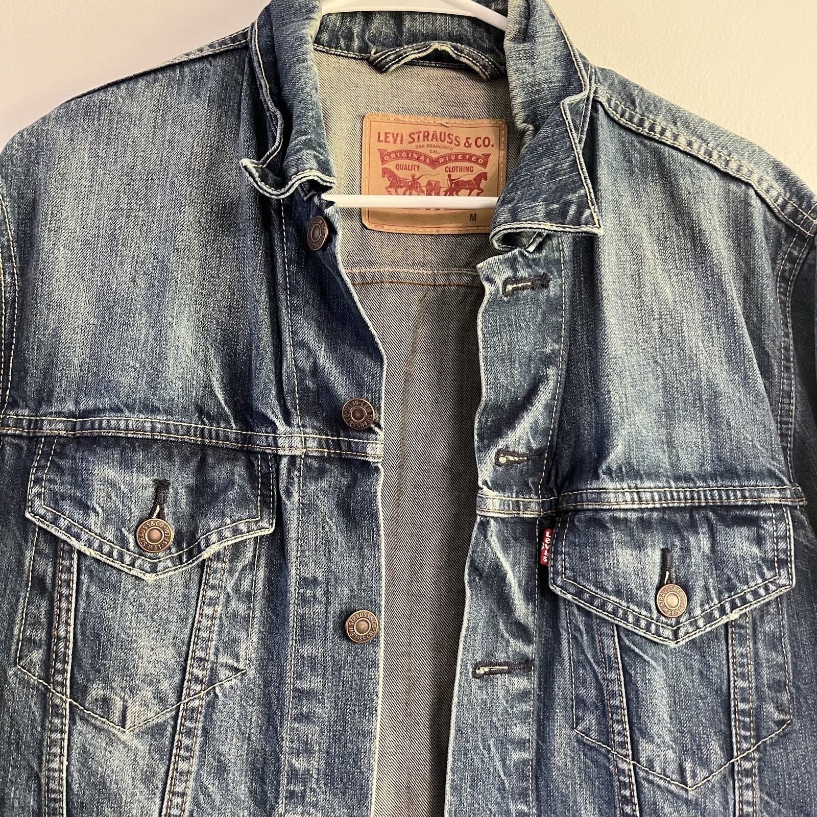 Levi’s Men’s Classic Denim Jean Jacket Medium Wash Sp… - Gem