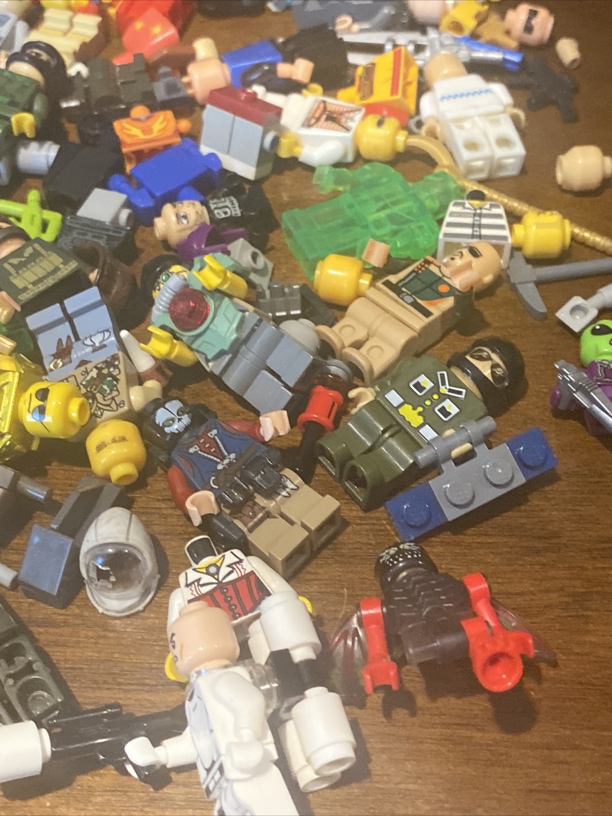 Lego LOT Assorted Mini-Figures Bits, Pieces, Parts & Smalls ~ Star Wars ...