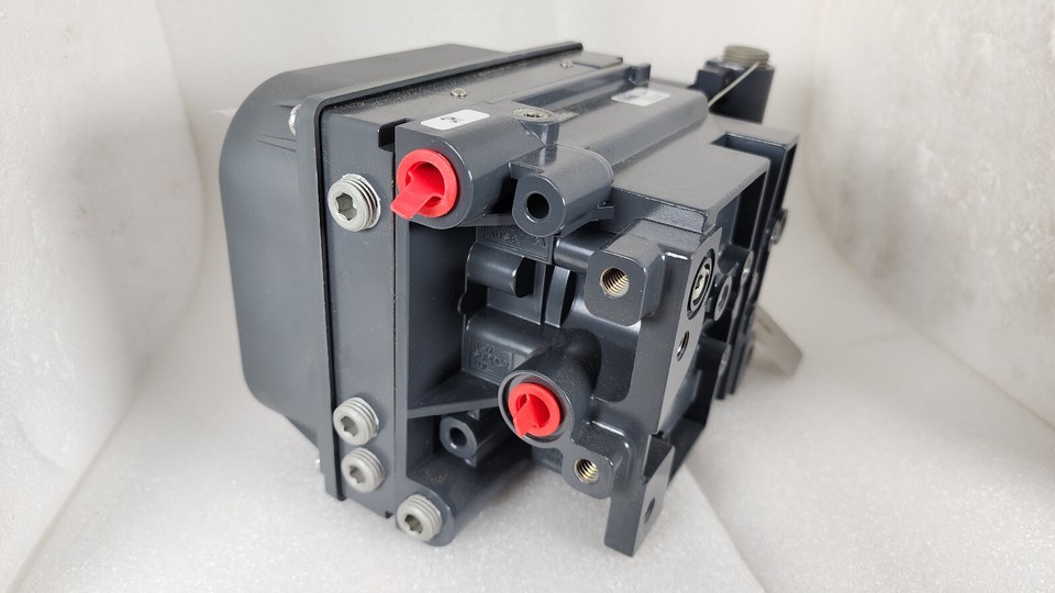 FISHER FIELDVUE DVC6200 Series Digital Valve Controller New In Box NOS ...