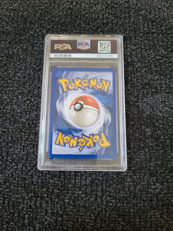 Pokémon Skyridge Set Regular Finish Slugma eReader 98/144 - PSA 9 ...
