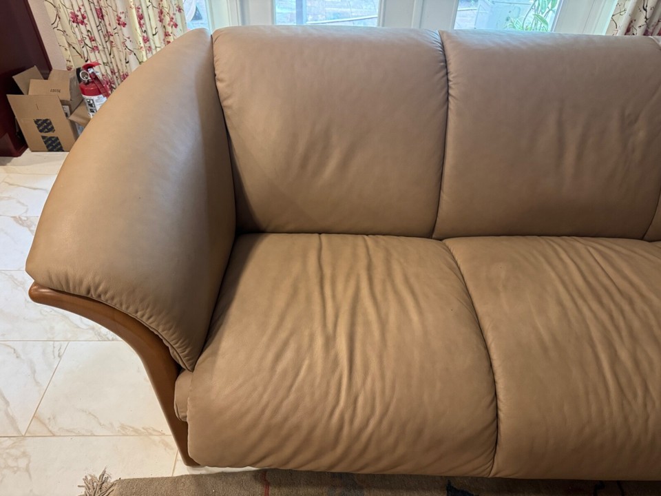 Stressless Manhattan MidCentury Modern Paloma Leather Sofa "Sand" Color ...