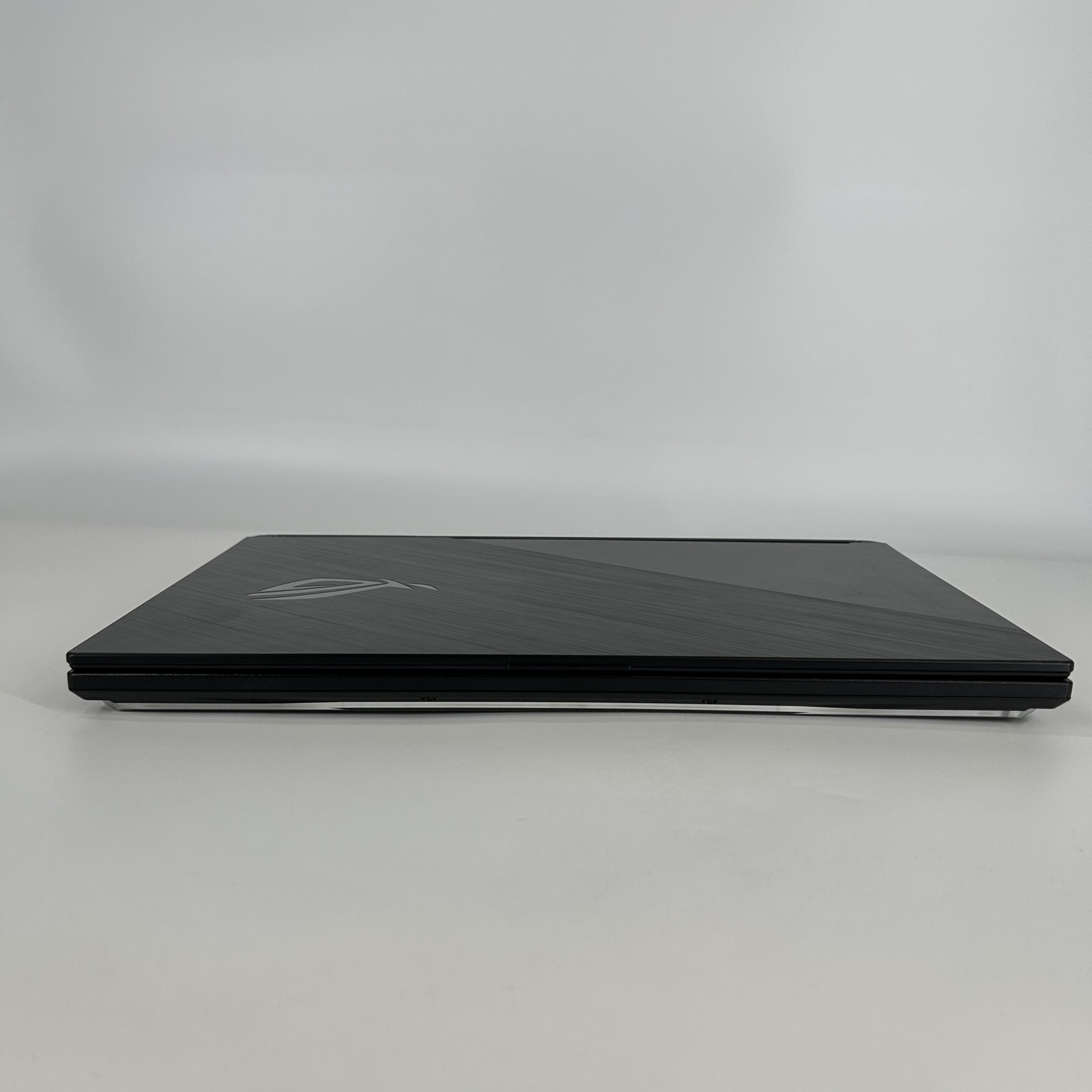 Asus ROG Strix G731 17.3 120Hz FHD i7-9750H 2.60GHz 16GB 512GB SSD GTX ...
