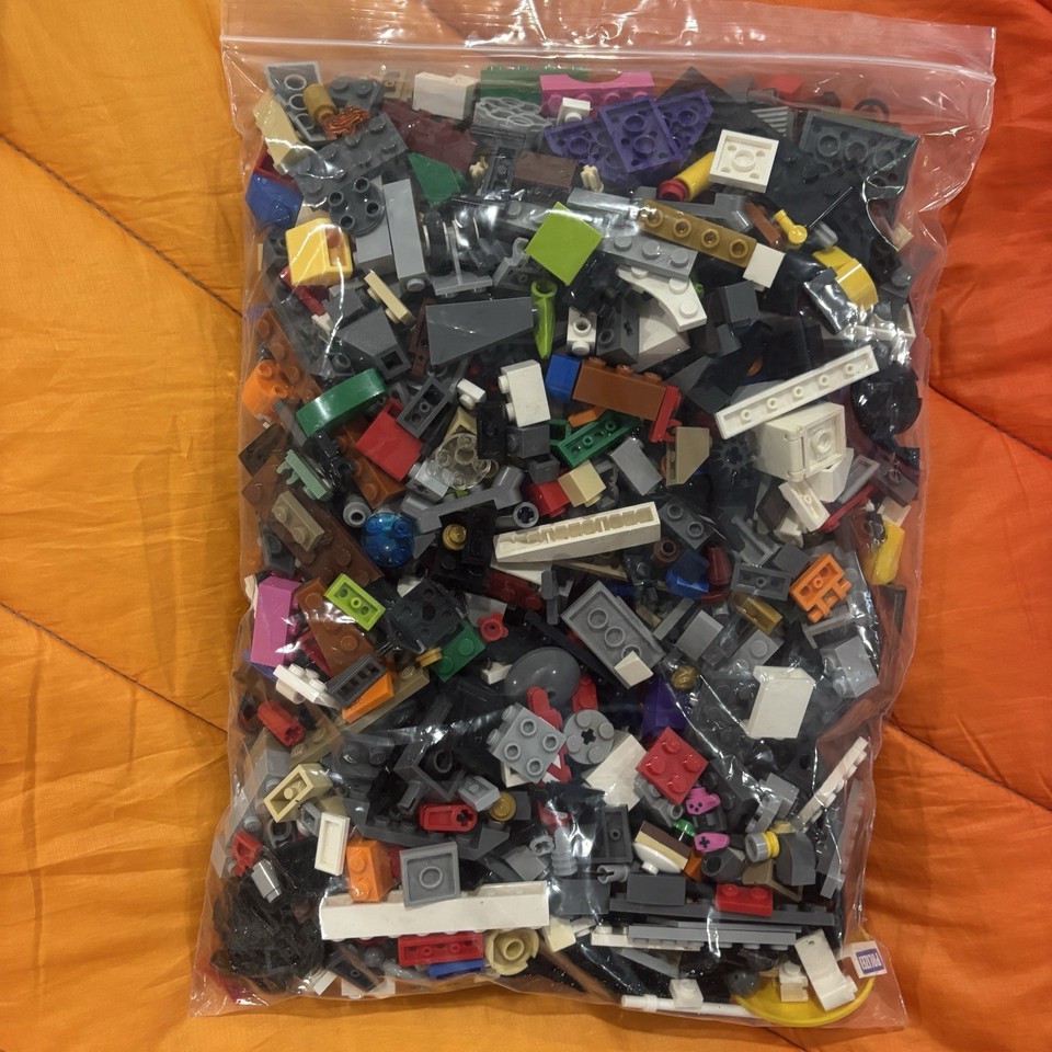 LEGO 6 lbs Pounds Parts Moon Base Minifigs Plate Blocks Bulk Lot ...
