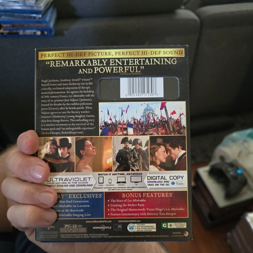 Les Misérables (Blu-ray/DVD, 2013, 2-Disc Set, Includes Digital Copy ...