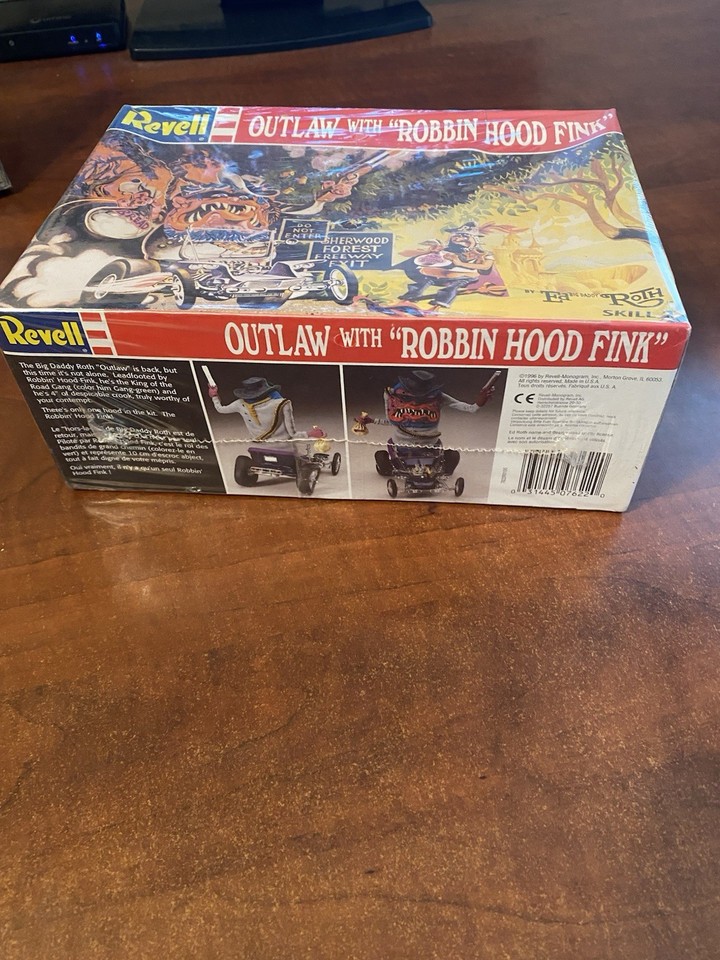 Revell 1996 Ed Roth Outlaw With “Robin Hood Fink”Model Kit Sealed not ...