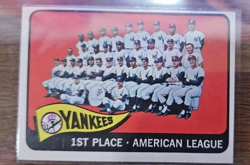 1965 Topps New York Yankees Team 513 NM | eBay