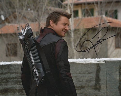Jeremy Renner Signed 8x10 Marvel’s Avengers Hawkeye autograph with ...