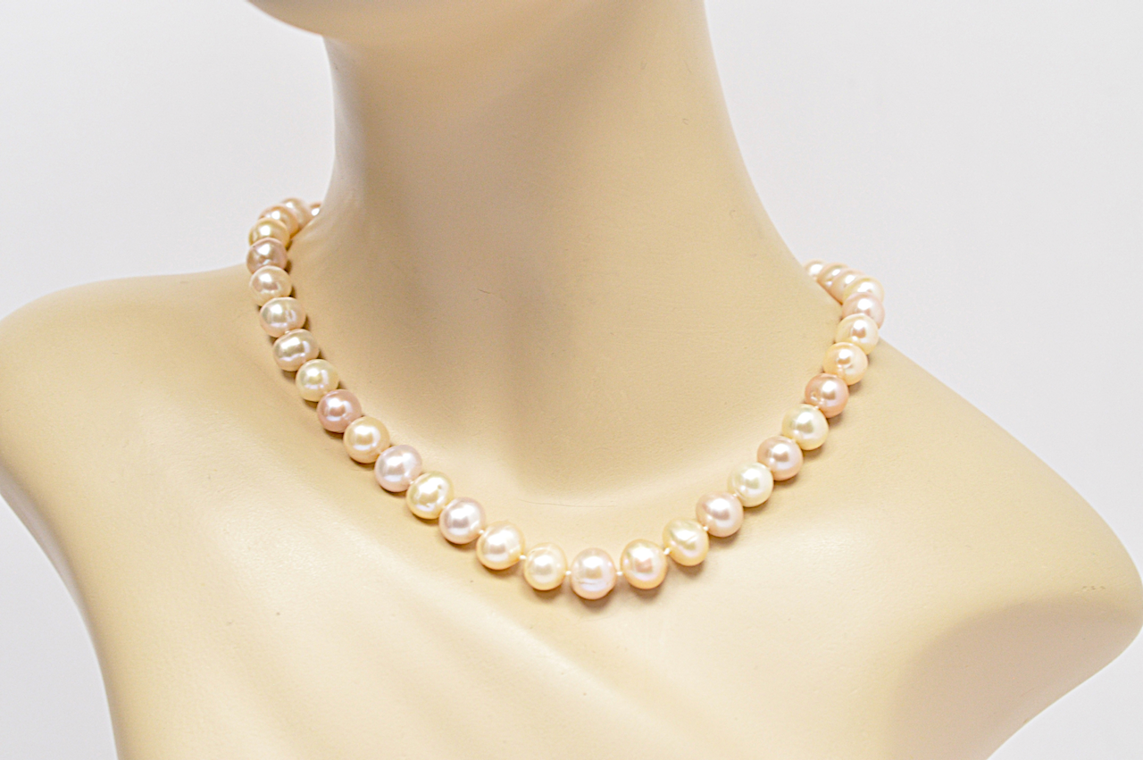 LUSTROUS Fresh Water PEARL Beaded Necklace - Subtle 3 Hues - 18" Drop ...