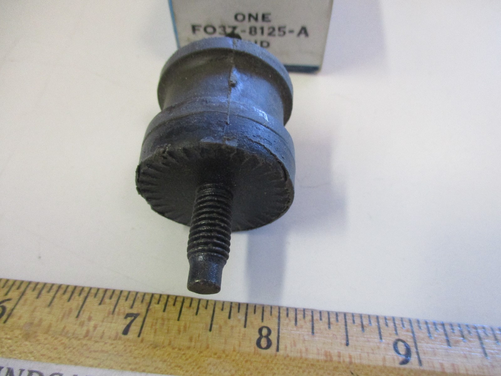 FORD "STUD" INSULATOR (RADIATOR MOUNTING) NOS FREE SHIPPING VERY RARE ...