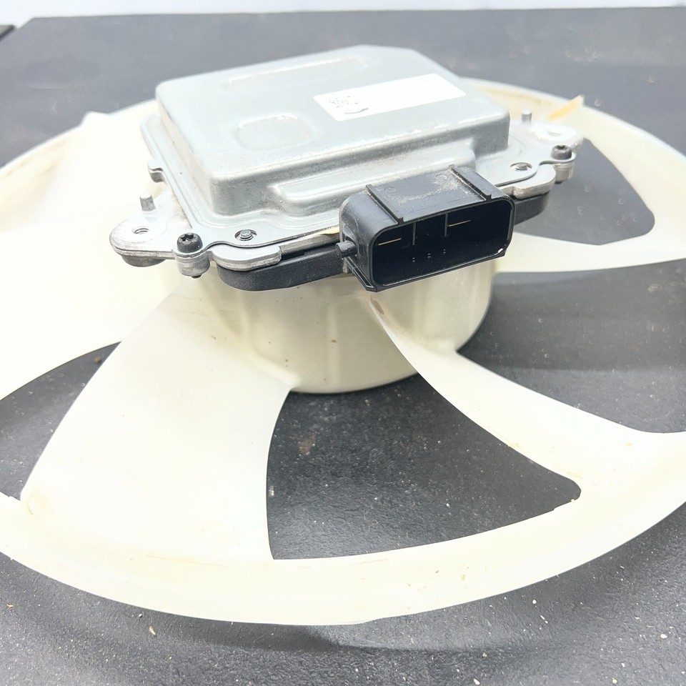 2024 TOYOTA GR86 BRZ OEM FRONT PASSENGER RIGHT RADIATOR FAN W/ MOTOR ...