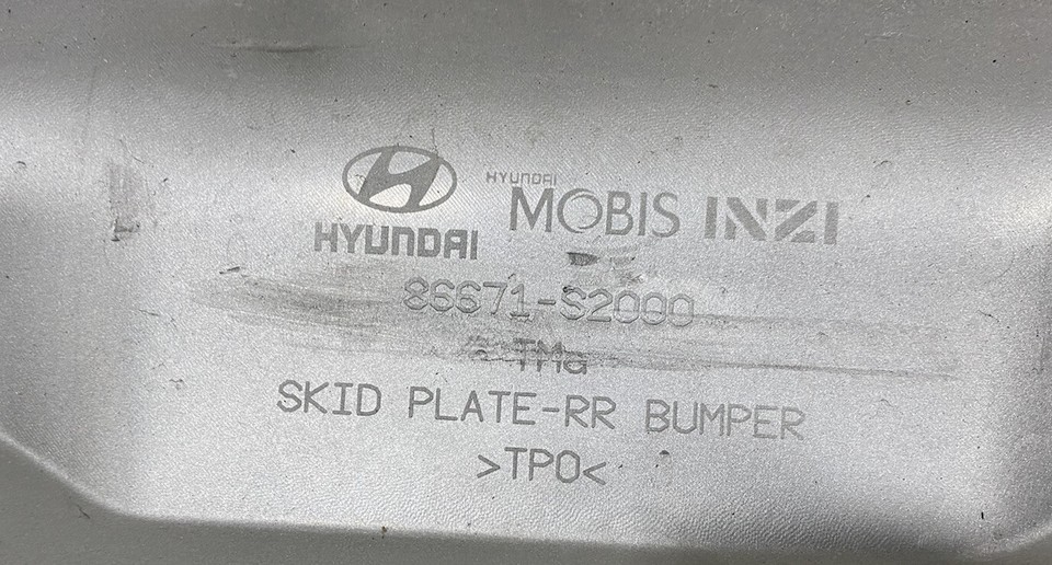 OEM 2019-2020 Hyundai Santa Fe Rear Bumper Valance Genuine 86671-S2000 ...