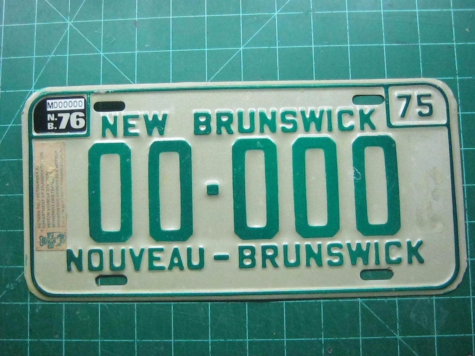 1975 Plate w 76 sticker New Brunswick Canada Sample License Plates new ...