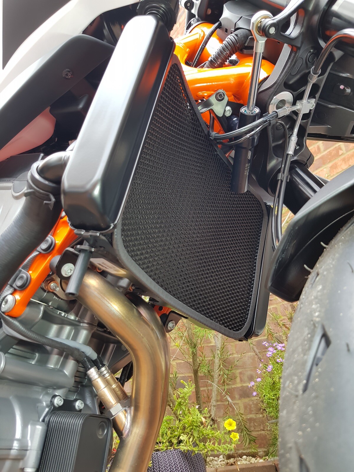 2020 - 2025 KTM Duke 890 R GP Racing Radiator Guard Black Super Scalpel ...