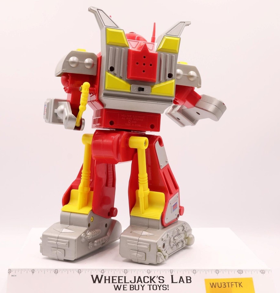 Red Battle Robot W/ Remote Control 2001 Goldlok Toys Sharper Image 12 ...