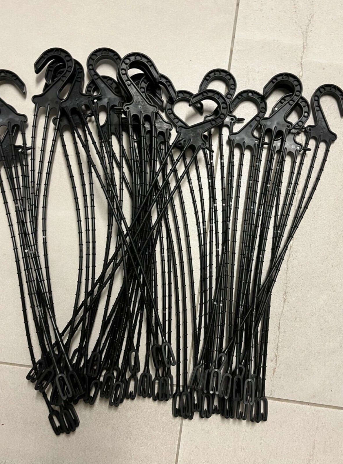 430 mm Universal Hangers for Plastic Pots 3 Prong Hanger Great for ...