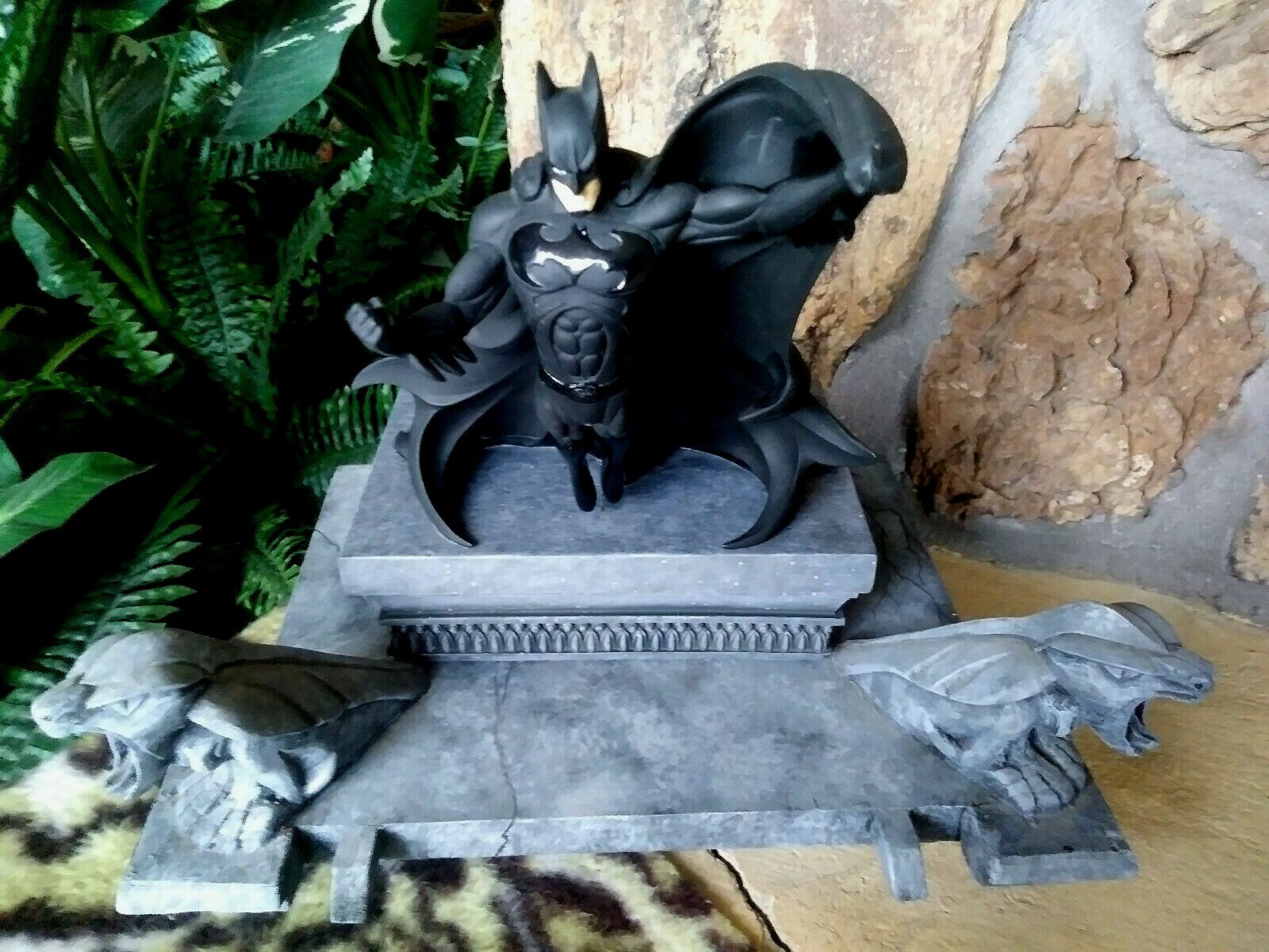 BATMAN FOREVER APPLAUSE LTD. ED. #508/1500 CERAMIC SCULPTURE, w/CUSTOM ...