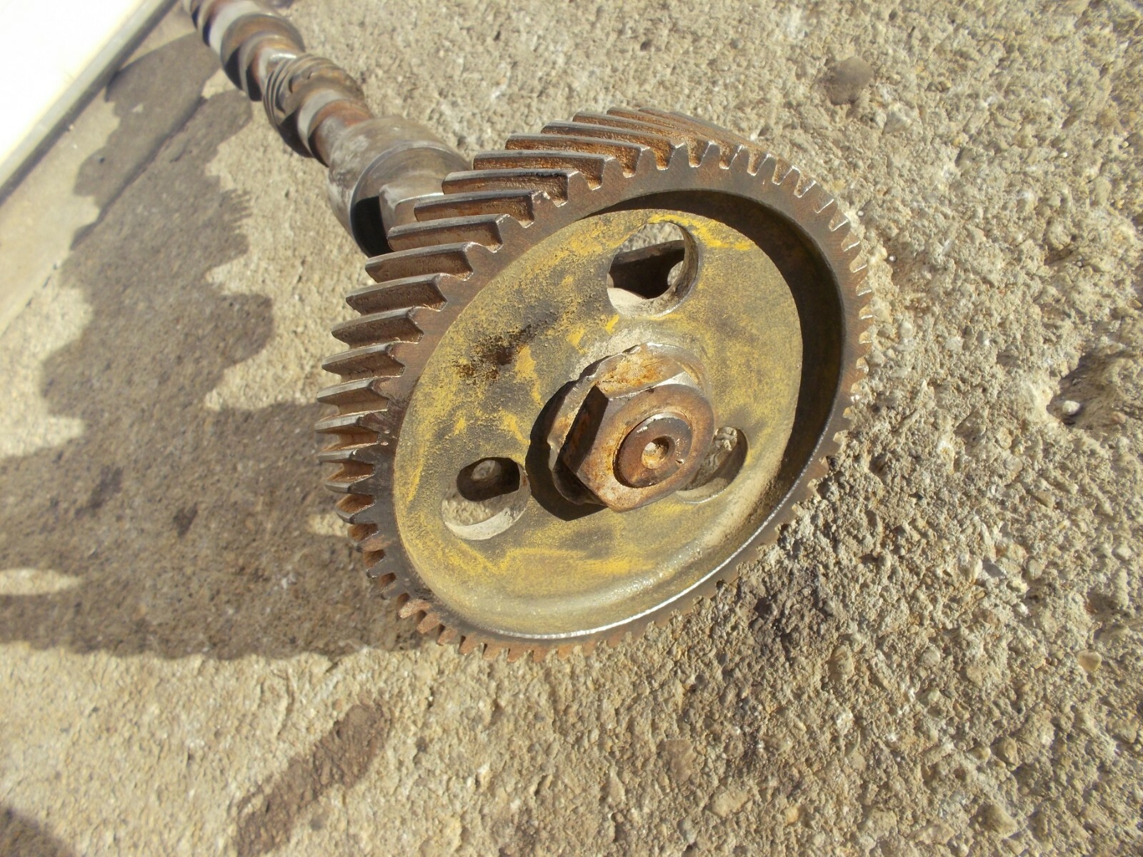 Farmall 400 450 Diesel Tractor engine motor camshaft cam shaft & drive ...