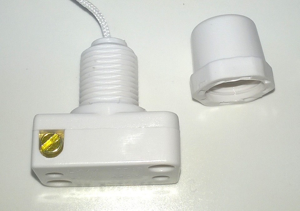 Mini PULL SWITCH White 660 mm cord BATHROOM MIRROR TABLE LAMP LIGHT ...