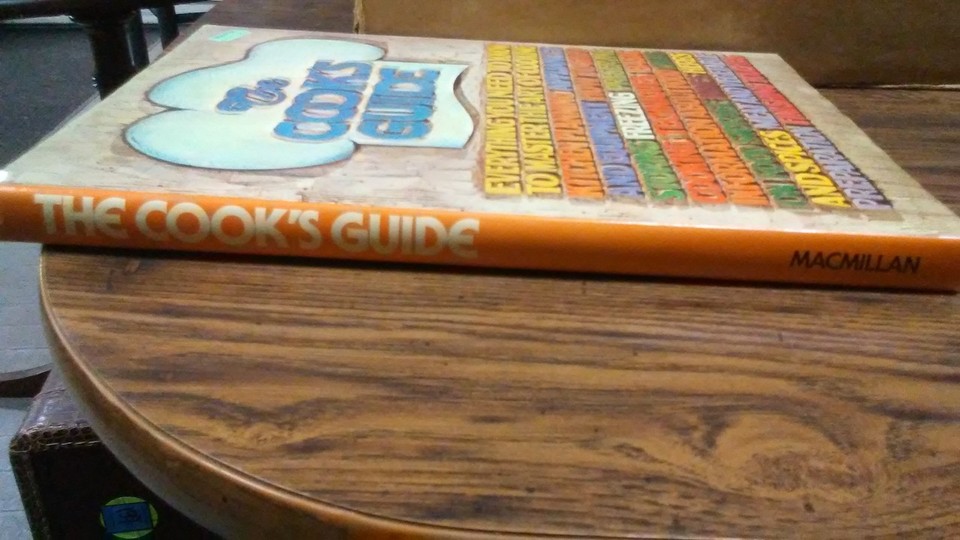 The Cook's Guide (1977, Hardcover)(B-71H) 9780025787803| eBay