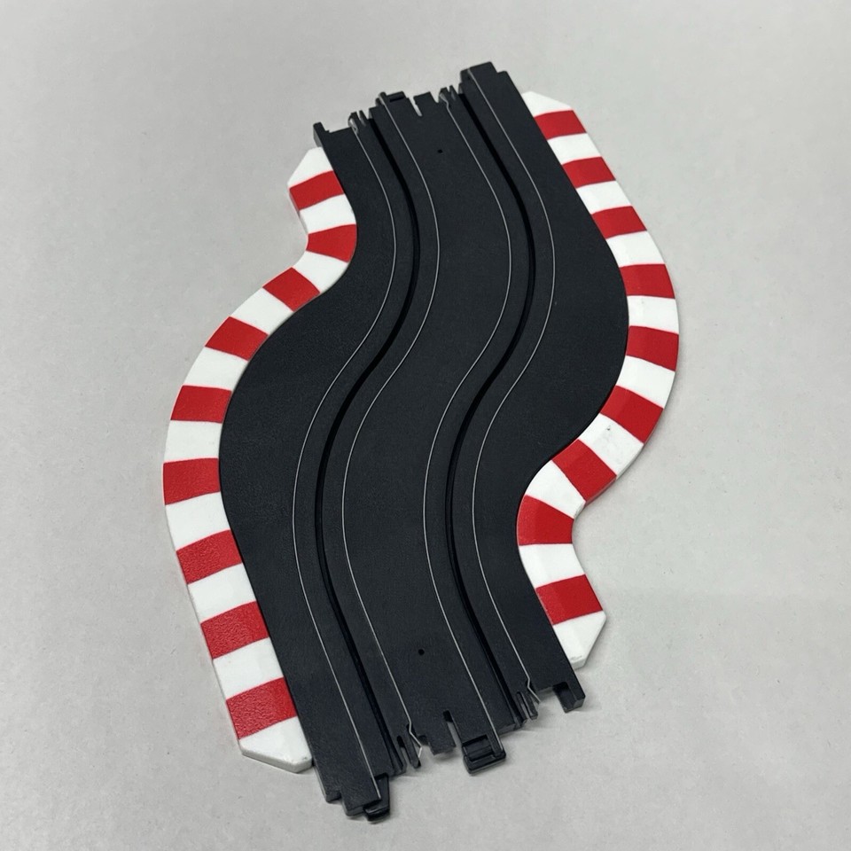 Aurora AFX Tomy 9" Chicane Right HO Slot Car Track w/ Berm - NEW - Bulk ...