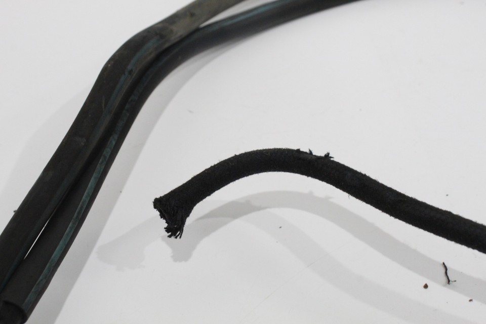 VW Gol G2 Vacuum Non Return Valve and Pipes Pipework 046905291A | eBay