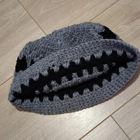 Men's Black and Gray Handmade Knit Winter Beanie, Men's Winter/Fall ...