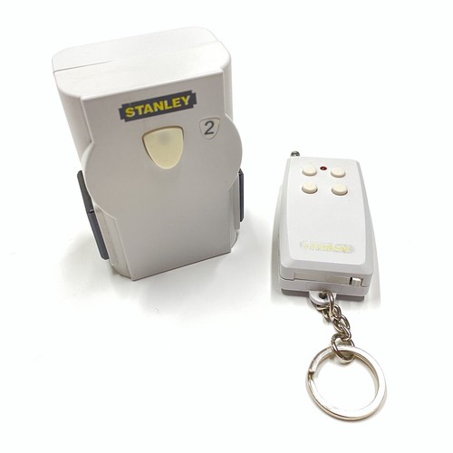 Stanley 1-pack Indoor Remote System #56314 W/ Remote Needs Batteries C5 ...