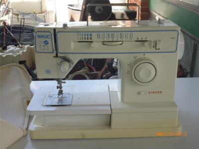 SINGER 8234 MAGIC 34 ELECTRIC PORTABLE SEWING MACHINE PEDAL WHITE AND ...
