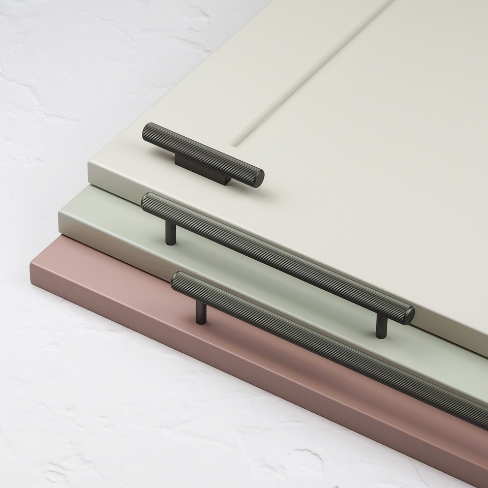 Dark Grey Kitchen Handles Reeded Knurled Grooved Cupboard Drawer Door ...