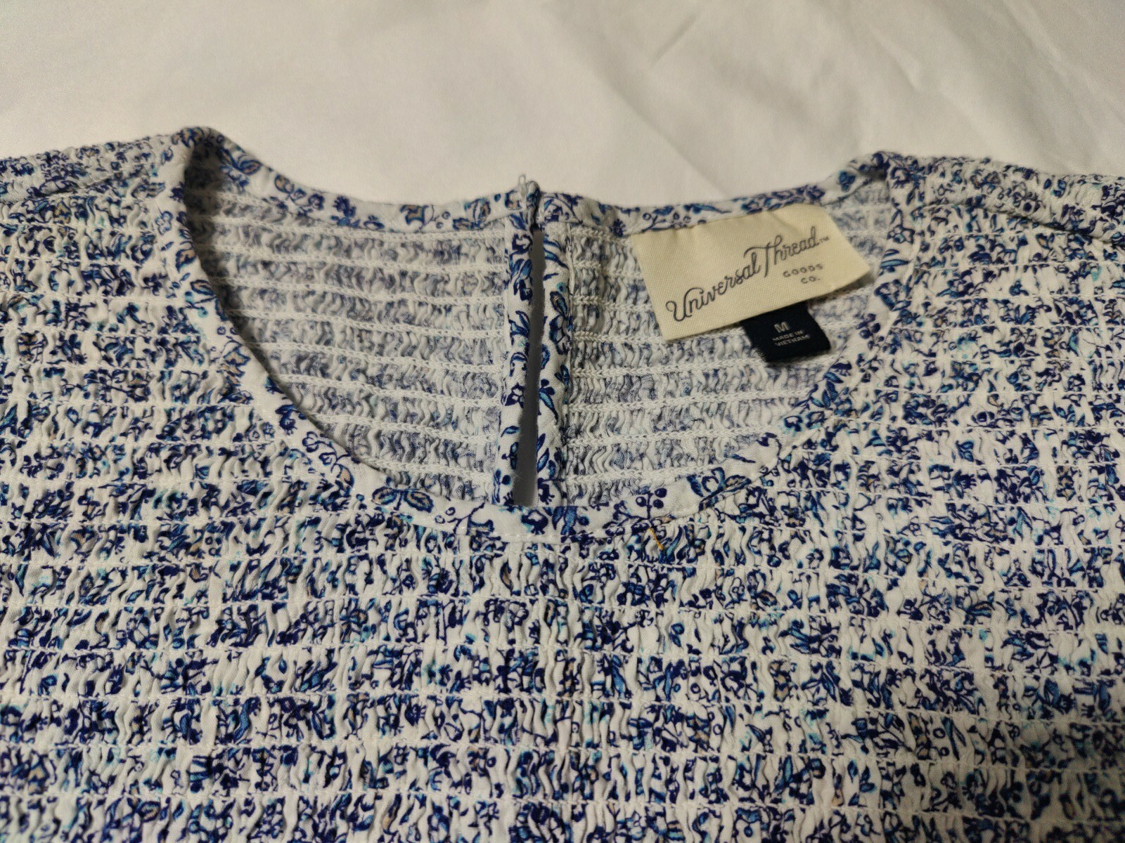 Universal Thread Goods Co Round Tie Neck Long Sleeve top size-M #392 | eBay