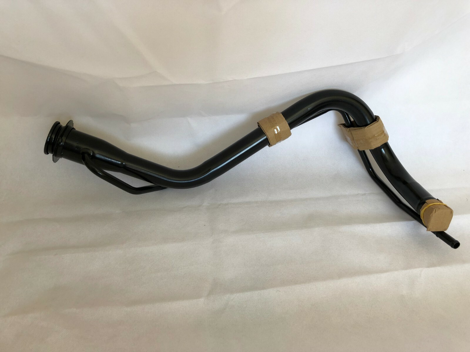 89201-79J11 Petrol Fuel Filler Tank Pipe For 2006 -2014 SUZUKI SX4 ...