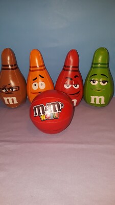 Mars M & M's World Child's Bowling Set 4 Pins 7" & Ball 2013 Plastic ...