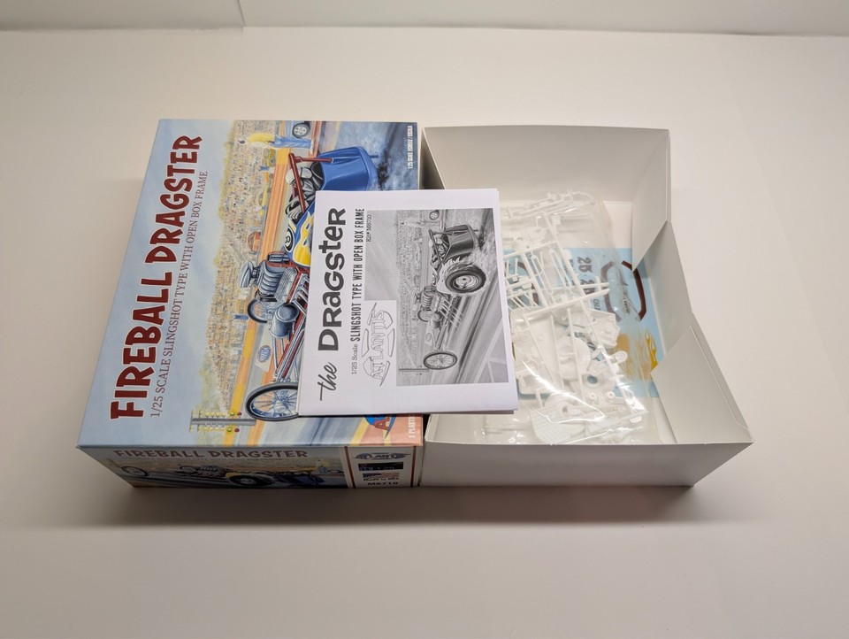 Atlantis Models Fireball Dragster 1:25 Slingshot Type w/Open Box Frame ...