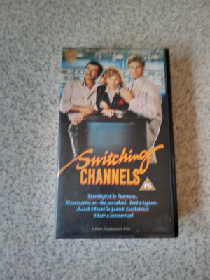 SWITCHING CHANNELS VHS PAL UK Video 1987/90 CHRISTOPHER REEVES BURT ...