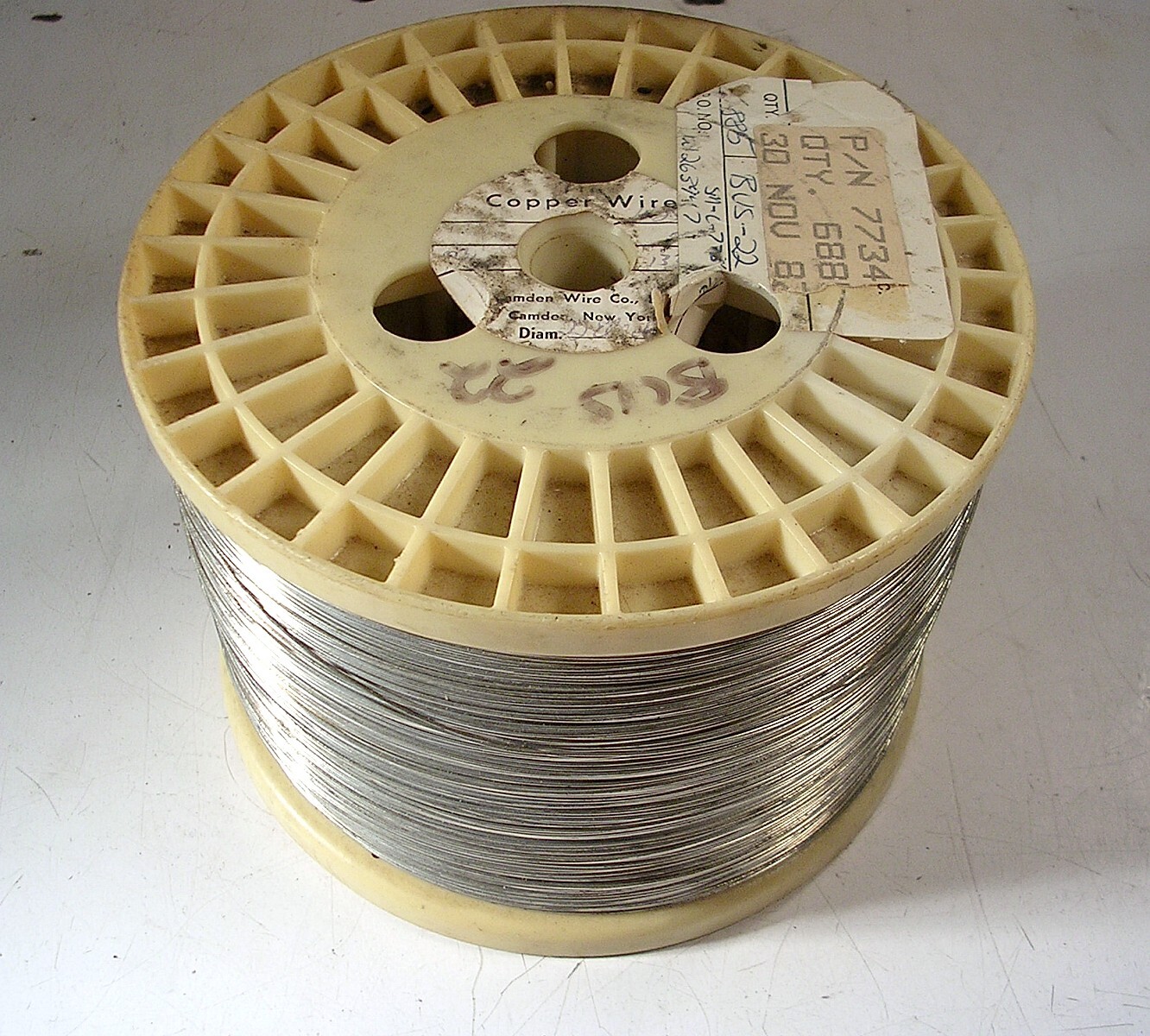 22 AWG TINNED COPPER BUS WIRE APX 8890 FEET US MADE 15LB REEL | eBay