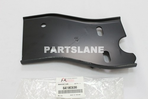 Mitsubishi L200 Strada Triton OEM Rear Right RH Bumper Side Bracket ...