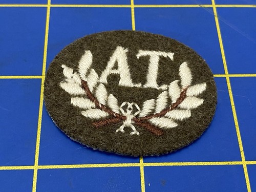 Vintage Britain Royal Army Anti Tank Gunner Trade Badge Patch Insignia ...