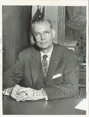 1957 Press Photo U.S. Secretary of the Treasury Robert B. Anderson in ...