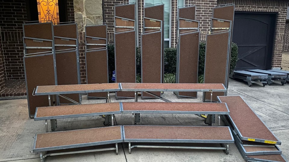 TEN (10) Wenger Portable Stage Risers Choral Choir Performance ...