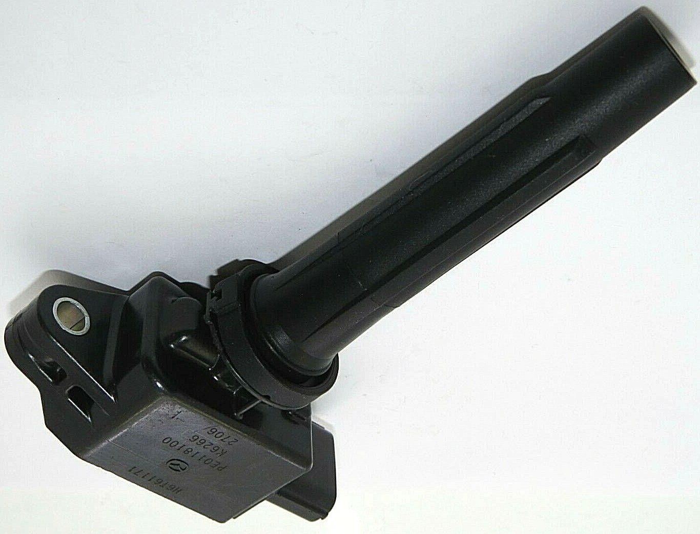 NEW GENUINE/ OEM H6T61171 PE0118100 PE01-18-100 UF656 5C1894 C1837 ...