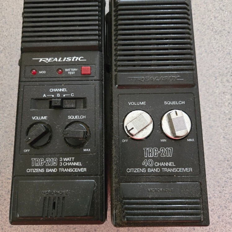 2 Realistic Handheld CB Radio Walkie Talkie TRC-217 & TRC-219 (Stranger ...