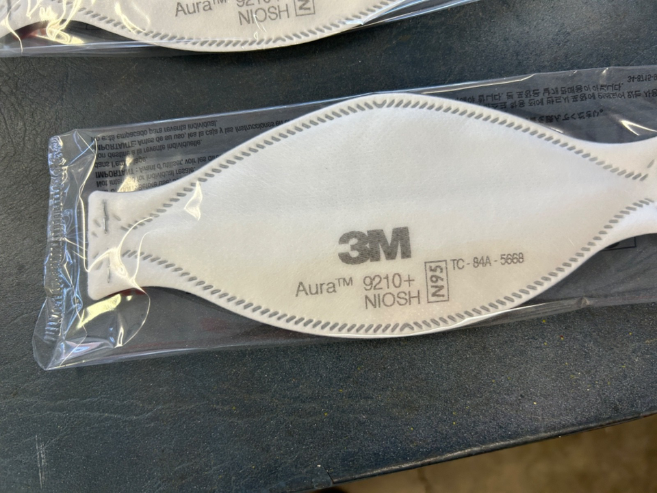 N95 Masks 3M AURA 9210+ PARTICULATE RESPIRATOR N95 MASKS 15 pcs | eBay