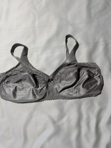 Glamorise 52D Gray Bra with adjustable strap and lace | eBay
