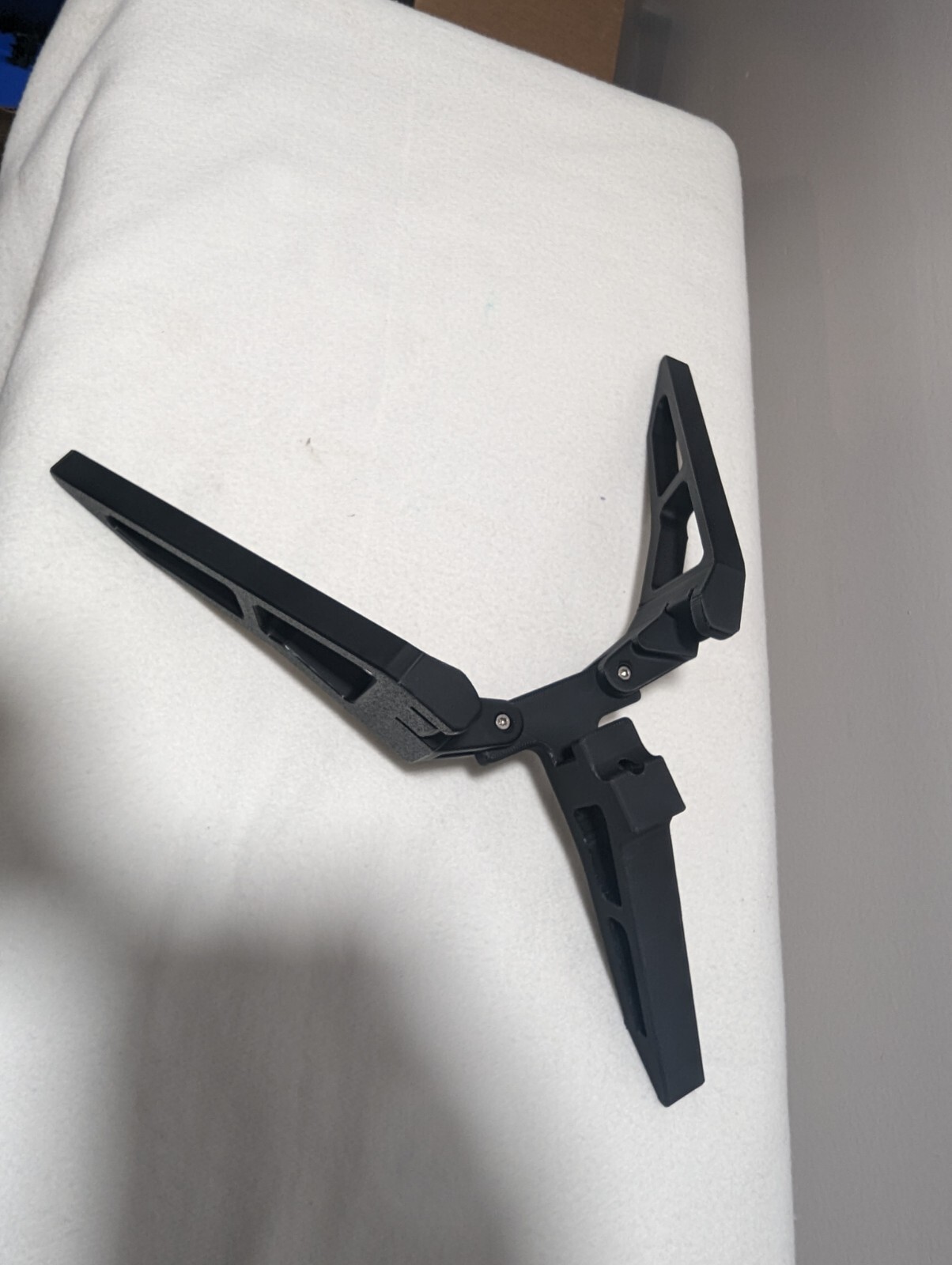 Compound Bow Stand, Limb Legs for MATHEWS Compound Bow. Details In Add ...